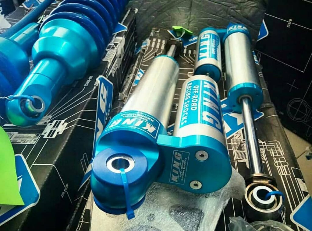 King Shocks - OEM Performance Series - Adjustable Shock Absorber u ...